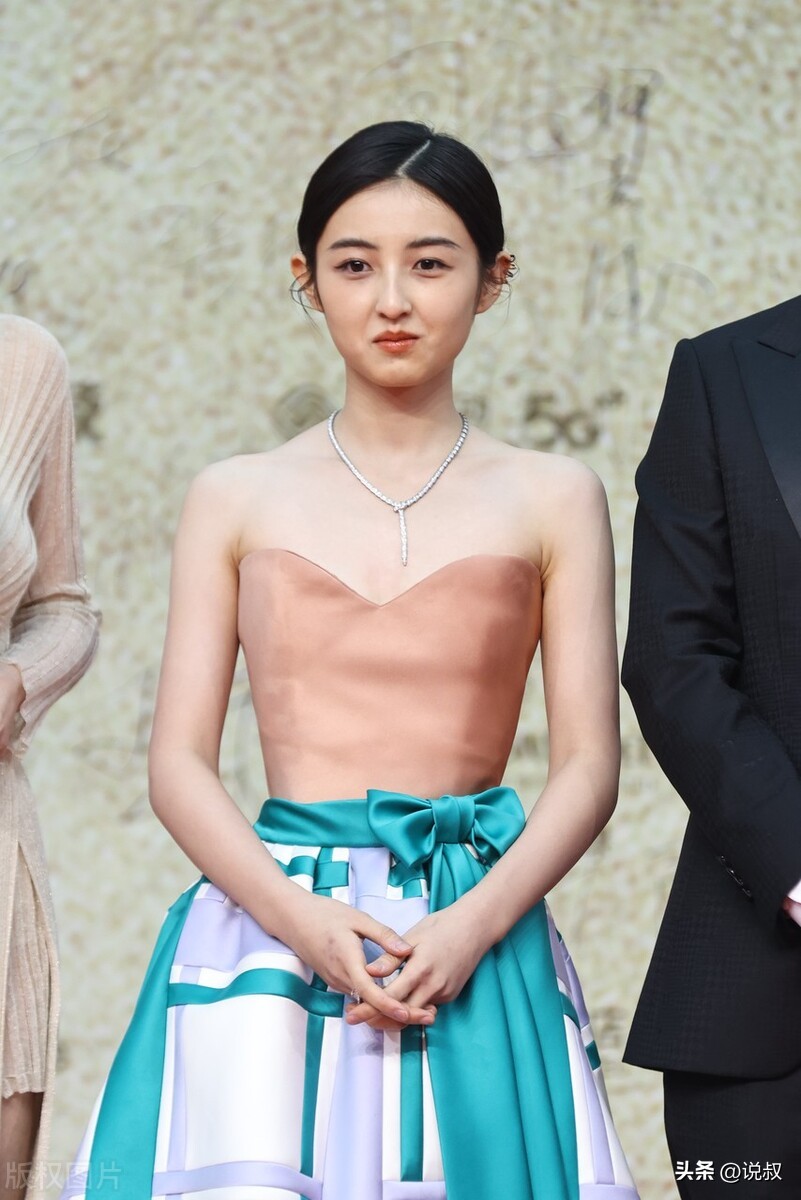 Zhang Zifeng, a girl with a personality, finally compromised and took ...