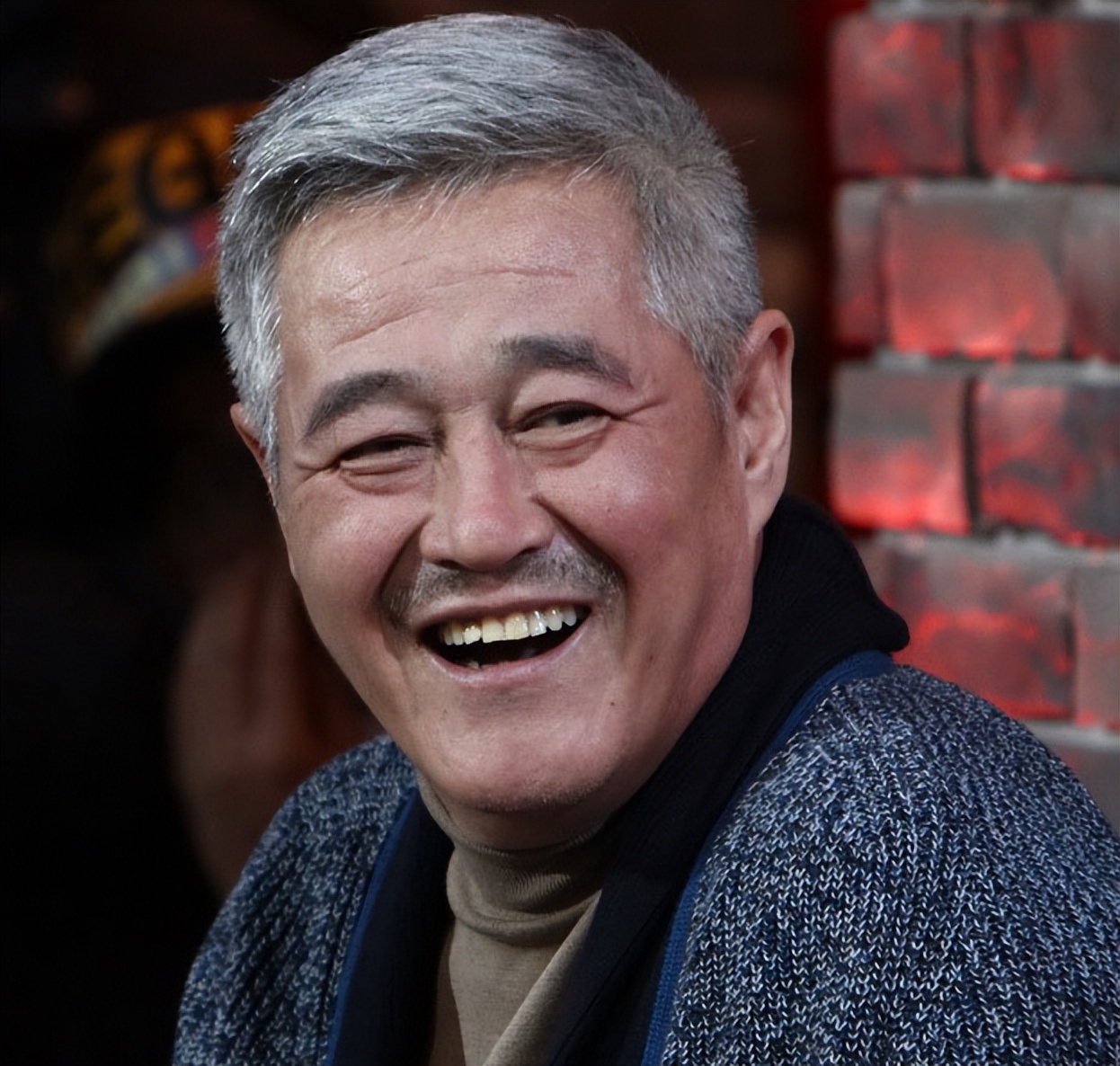 She married Zhao Benshan at the age of 19, but was ruthlessly abandoned ...