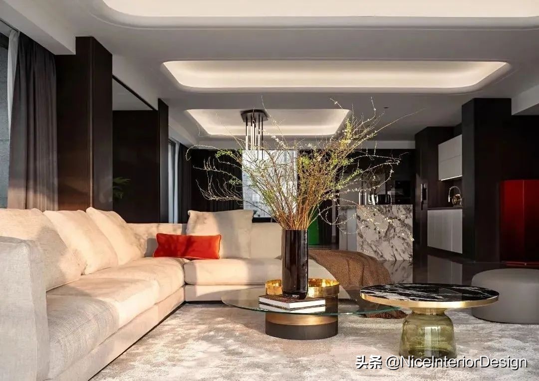 If you have a house of 380 square meters, you can get the atmosphere ...