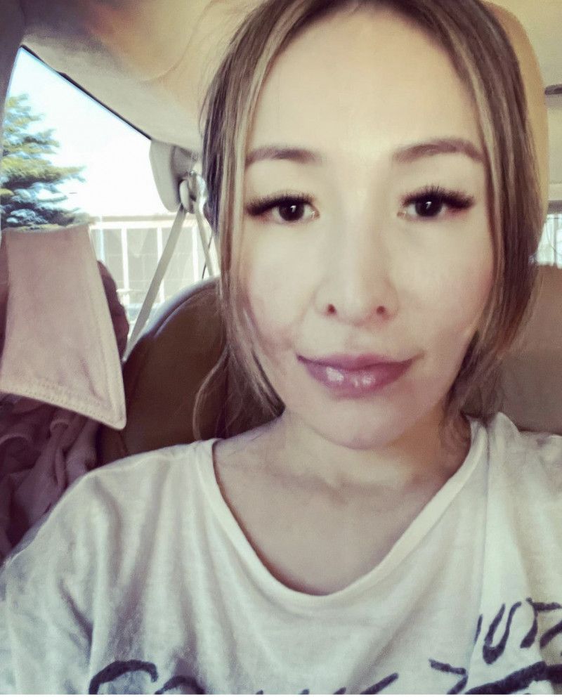 After the eagle nose storm, Xiao Yaxuan posted another disfigured photo ...