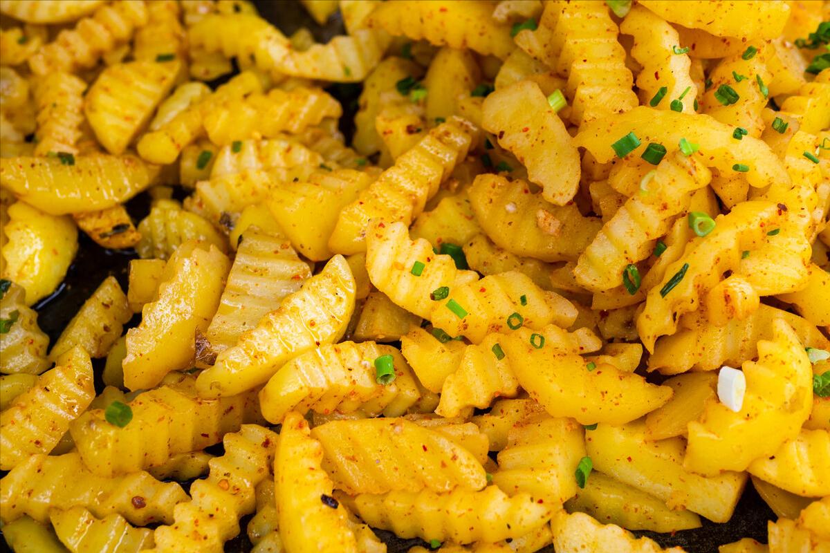 Night market wolf tooth potatoes, teach you the secret sauce, learn how ...