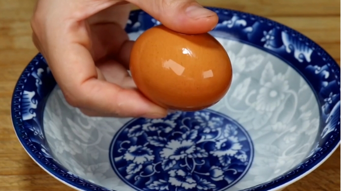 Eggs are buried in rice. Many people don't know what it is. They can't ...