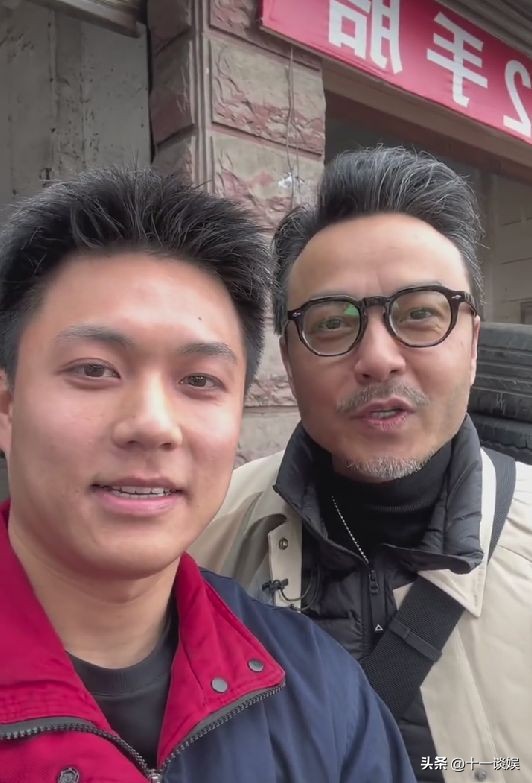 48-year-old Wang Han co-produced with Internet celebrities, his beard ...
