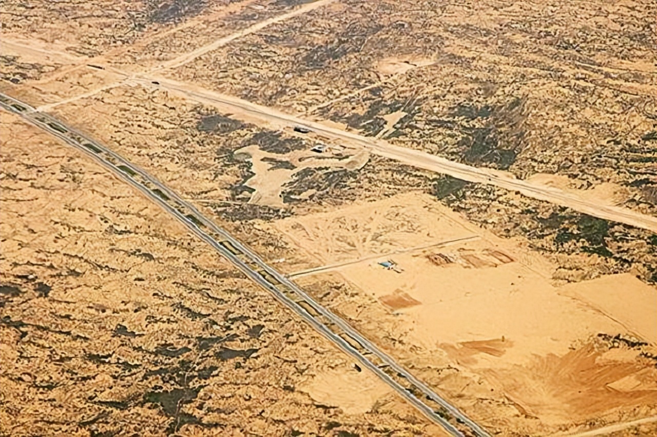 There is also a lack of vegetation, and the Mu Us Desert is about to ...