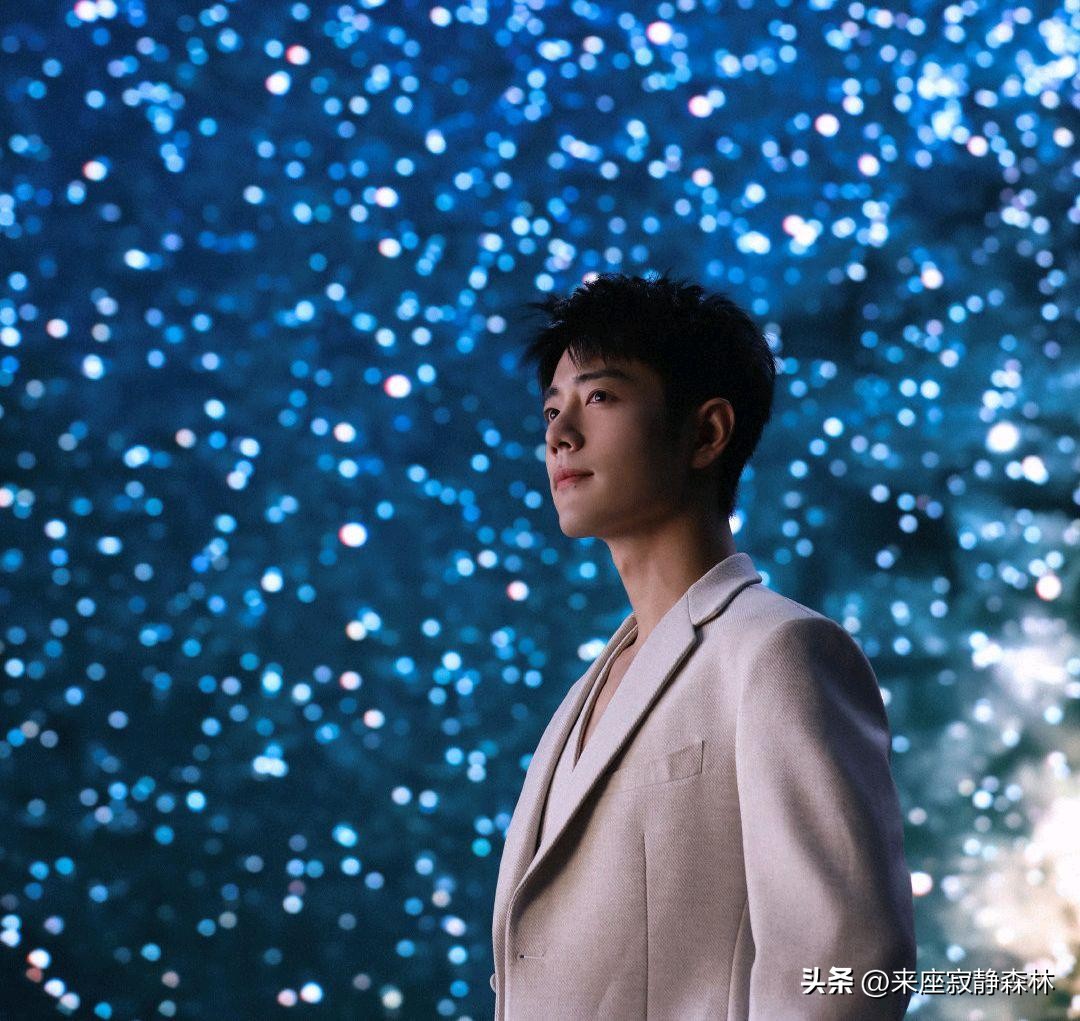 Xiao Zhan Studio released 16 pictures: the only black and white photo ...