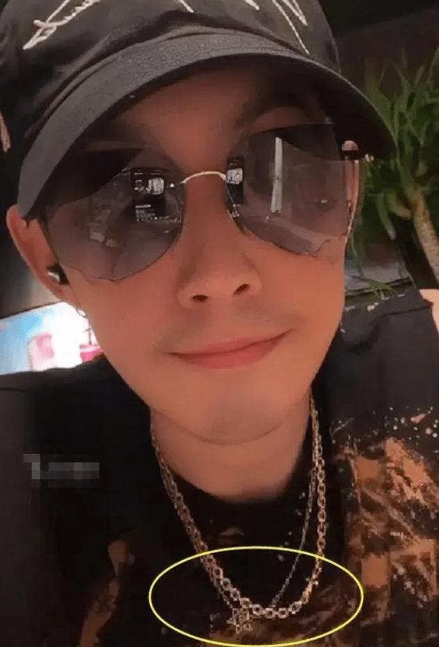 Yu Shuxin and Wu Jianhao are passionately in love? The 17-year-old difference caused heated ...