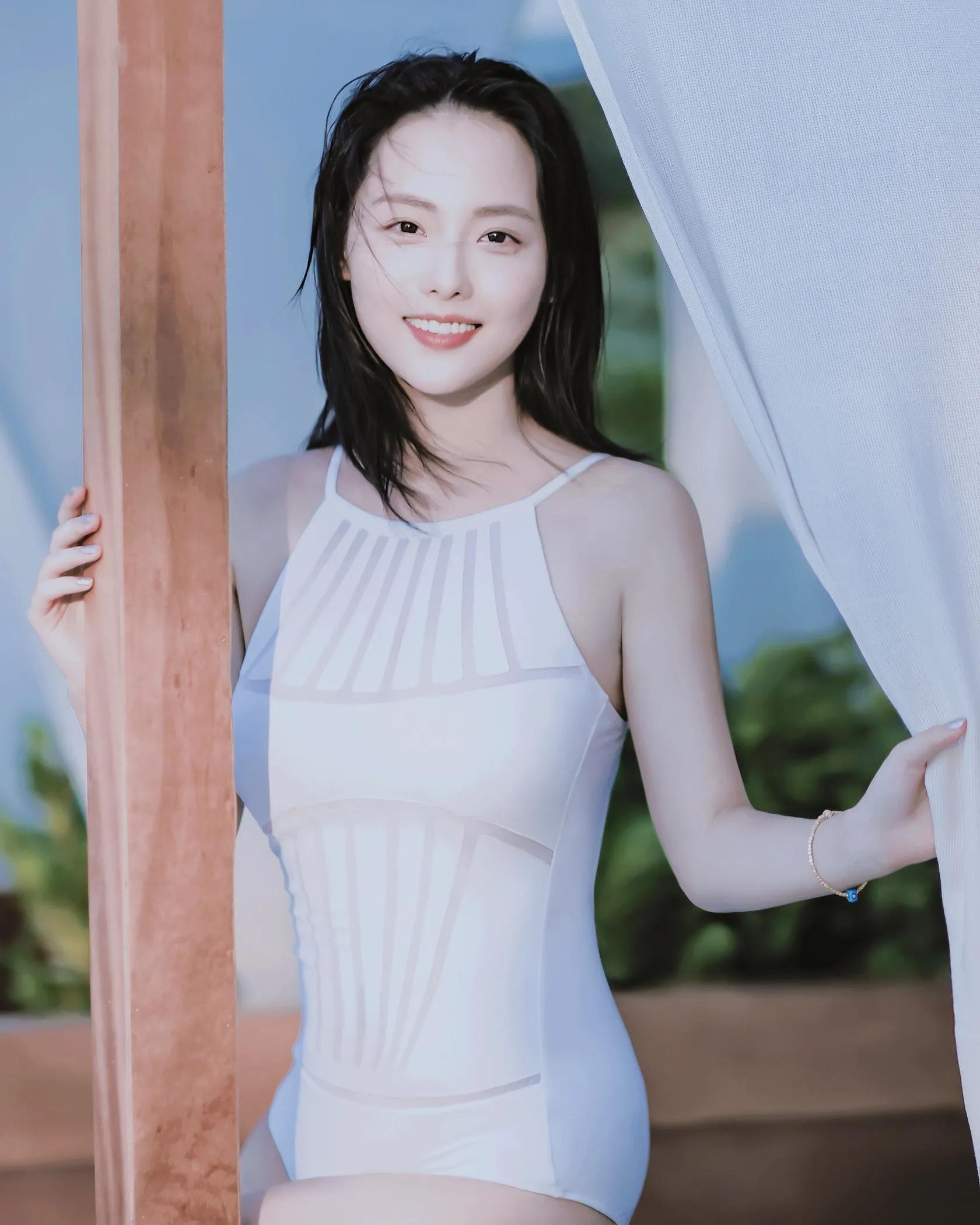 Stunning photo of Zhang Jia Ni - iMedia