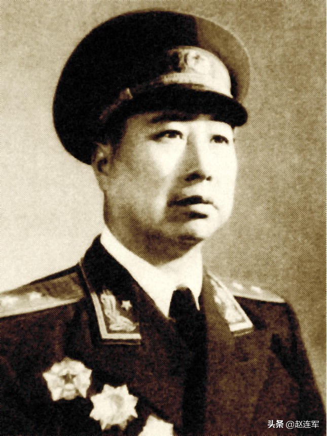 A general who came out of the New Fourth Army (73) - Lieutenant General ...