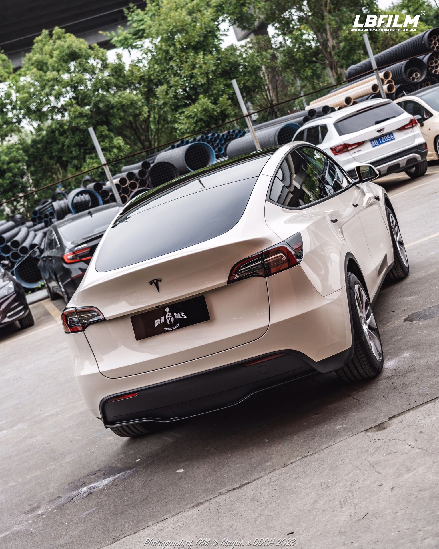 Tesla LB color change film pepper white, the color of cheese milk cover ...