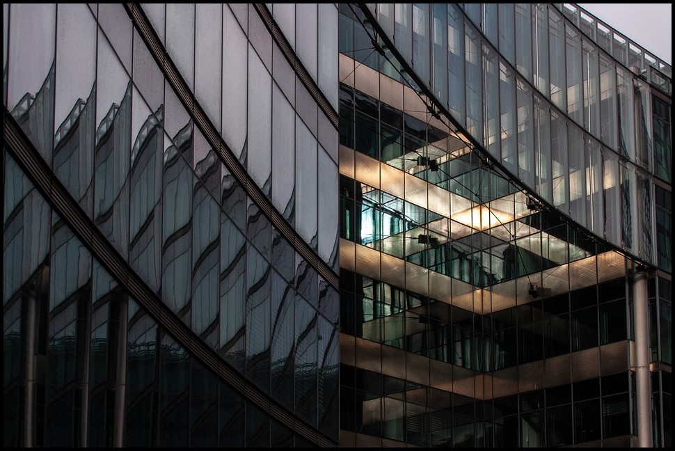 How does image translation work? How to translate pictures - iNEWS