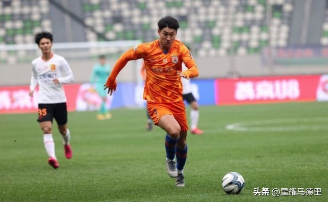 China's two new stars study abroad in Europe!Guo Tianyu joins Portuguese Super League team - iNEWS