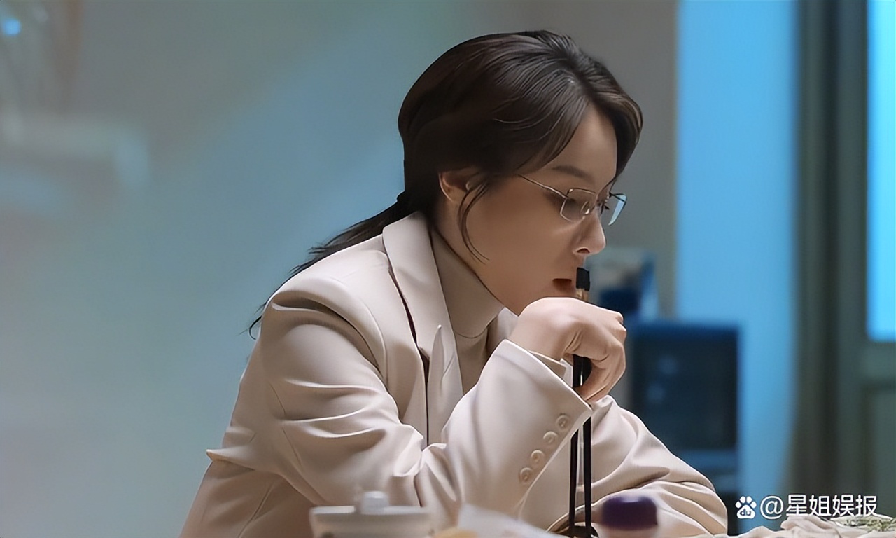 Gao Qilan's actor, Cheng Longni, is heroic, and the little transparency ...