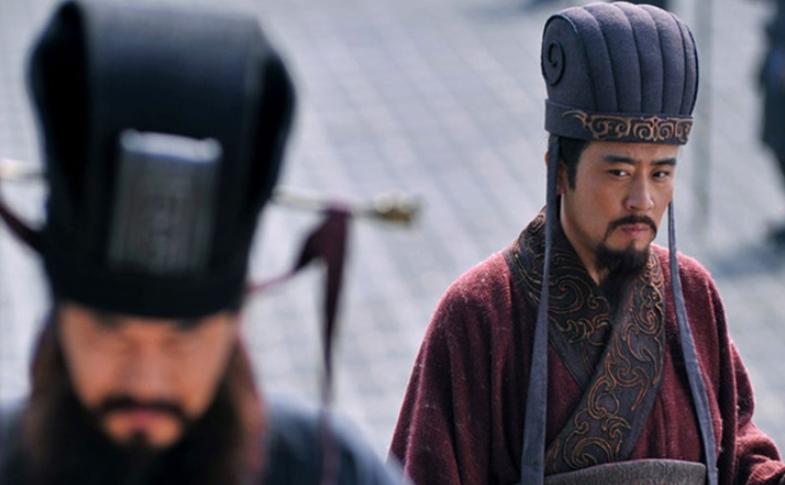 Why did Liu Bei ignore Zhao Yun before he died and gave Li Yan the military power? A year later ...