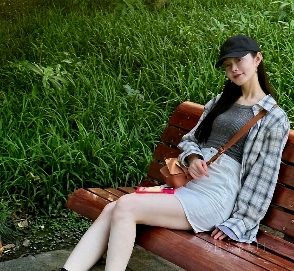 Qixi Festival official countdown? Bai Jingting and Song Yiyi punched in ...