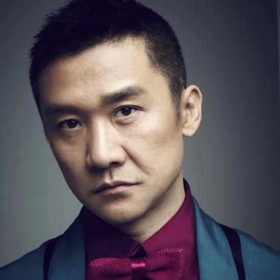 Huang Zhizhong: When I was a poor boy, I married a Qiong Yao girl ...