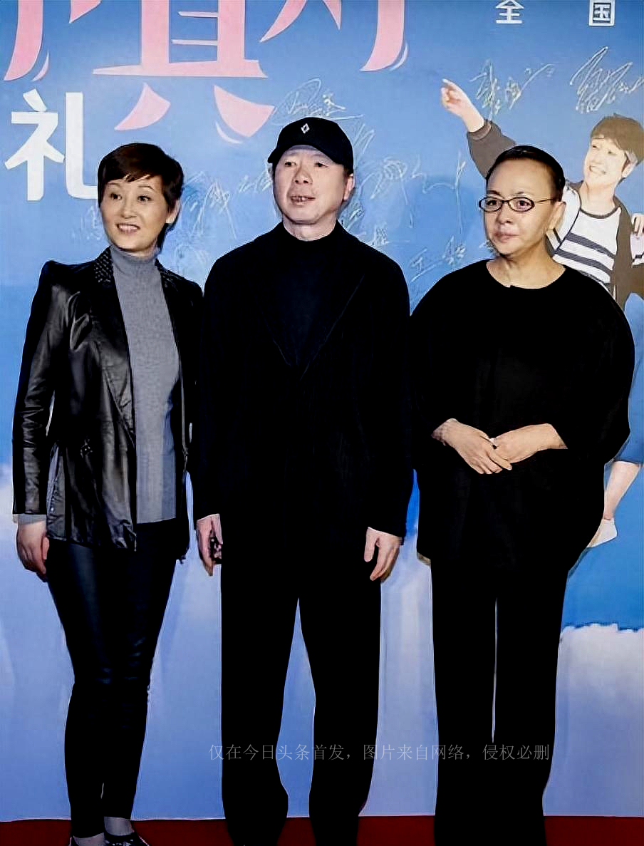 Xu Fan is in the same frame as Song Dandan, but the 6-year age ...