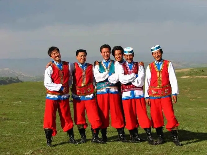 What are the cultural and artistic heritages of the Baoan people? How ...