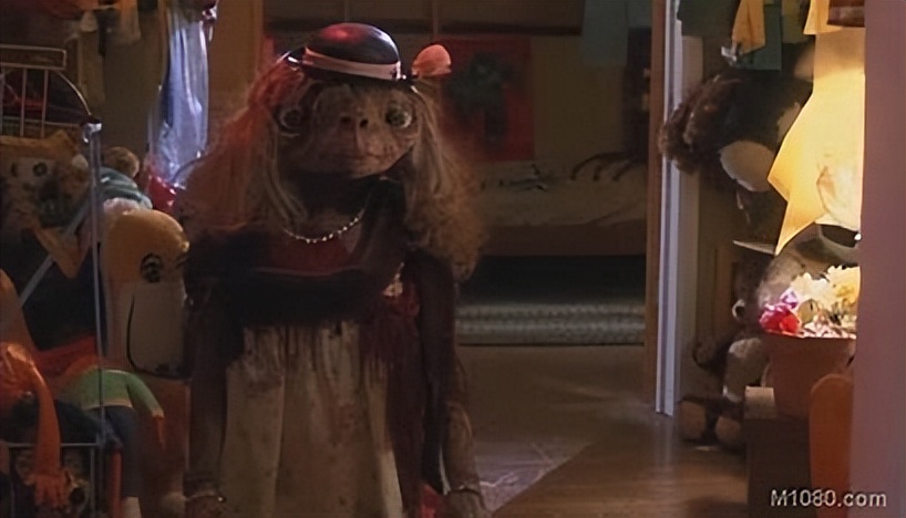 Elliott's outstanding performance in "ET Alien" made the world look at ...