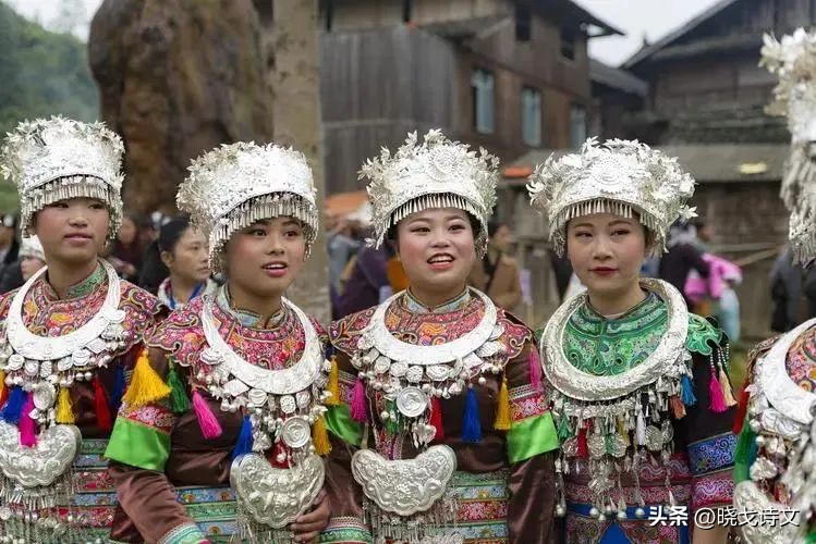 Dong Family Love Song: "Eri Day" of the Dong Family, Love Expressed in ...