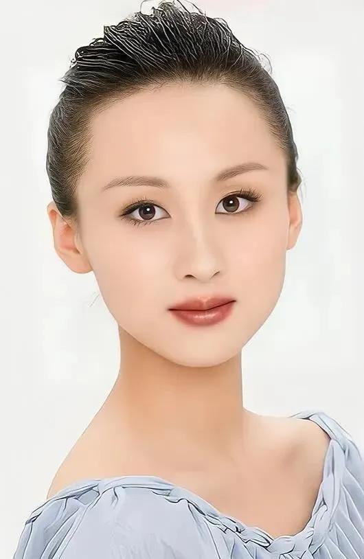 Lian Shumei is so beautiful - iNEWS