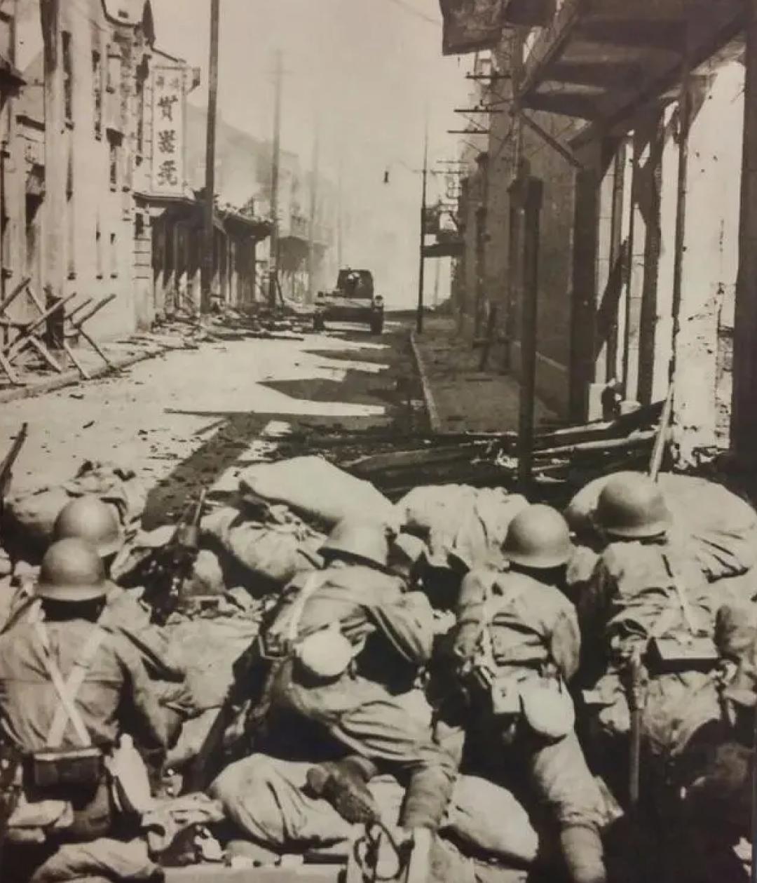 A group of rare old photos, taking us back to the scene of the Battle ...