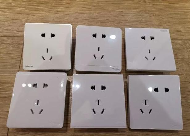 What is the difference between the 86, 118 and 120 switches commonly ...