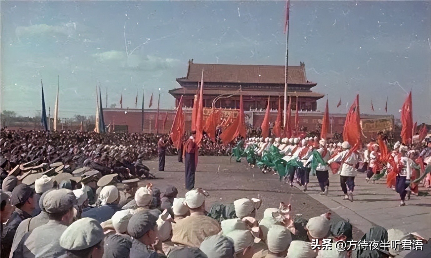 Shocking Old Shadows: The First Color Photos of New China Taken by the ...