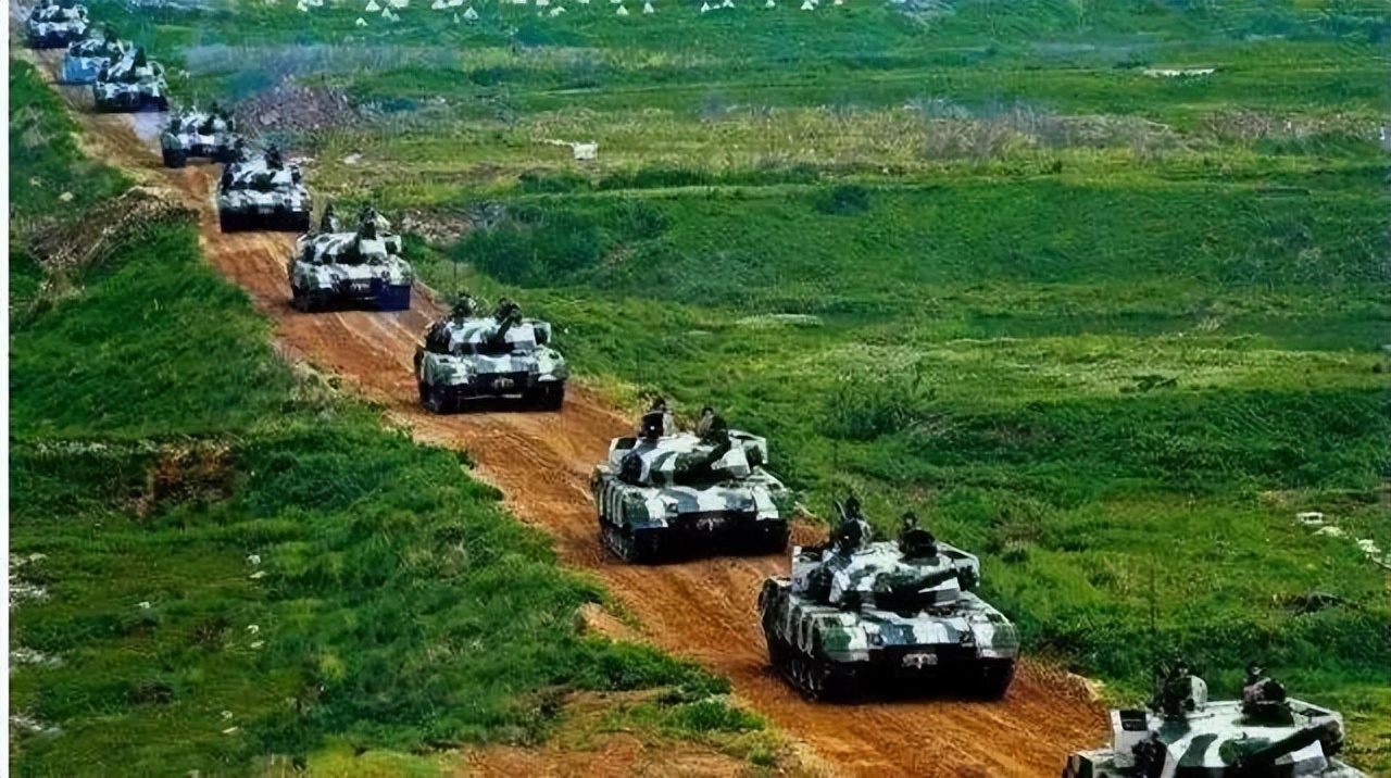 The famous "Field Eighth Brigade" of the Army is transferred to the ...