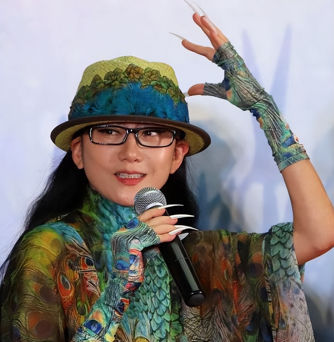 Yang Liping is in controversy again! Many dancers touched the private ...