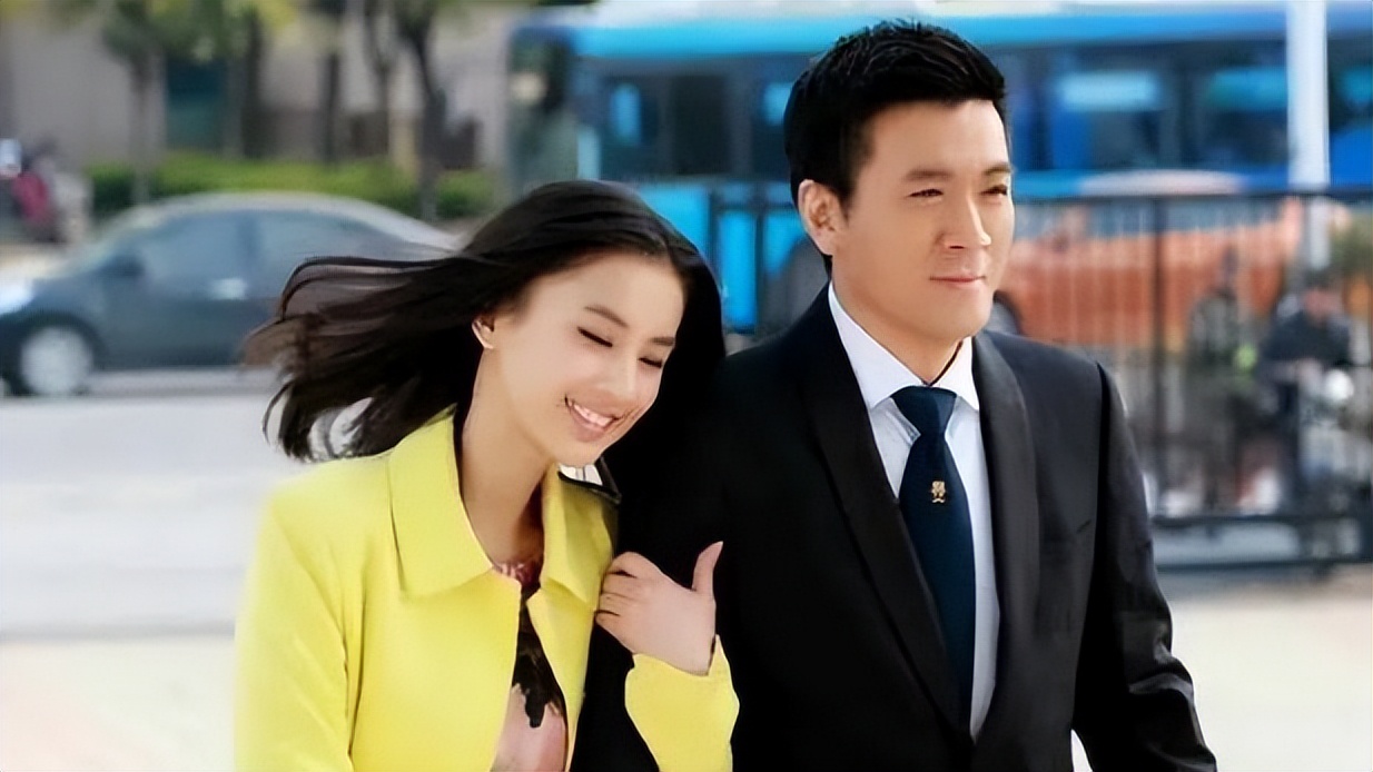 Yang Zi and Huang Shengyi are suspected of having a marriage, netizens ...