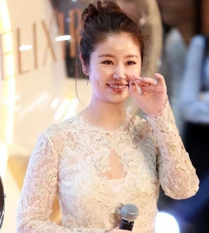 Lin Hsinju's true portrayal astounds everyone, showing natural beauty ...
