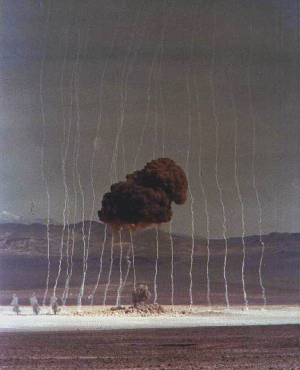 What's the best way to protect against a nuclear bomb? - iNEWS