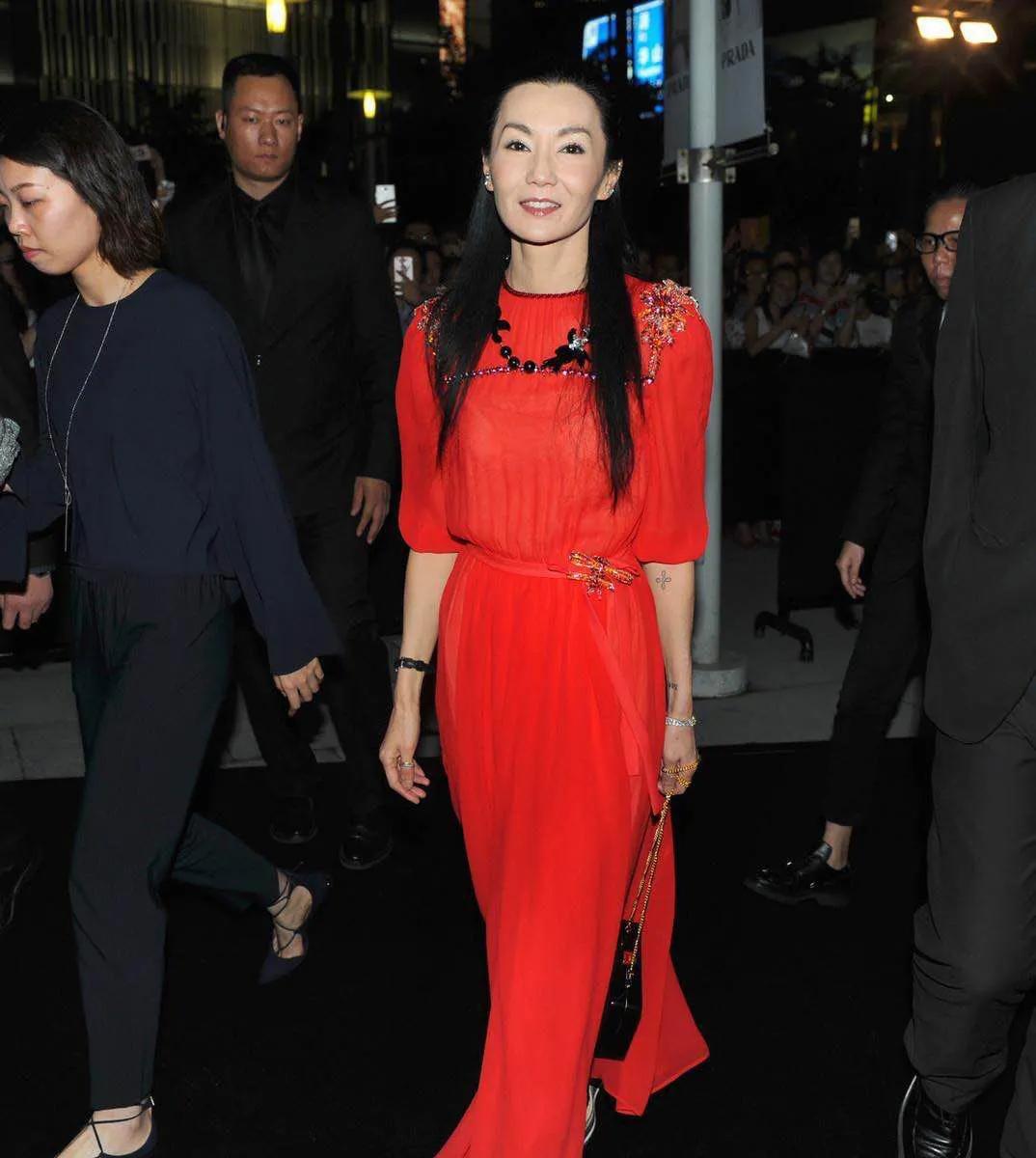 Maggie Cheung's "original face" is beautiful, with delicate and three ...