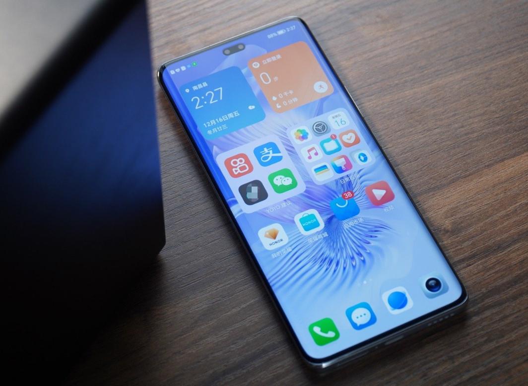 Strong performance + good camera + long battery life, these three ...