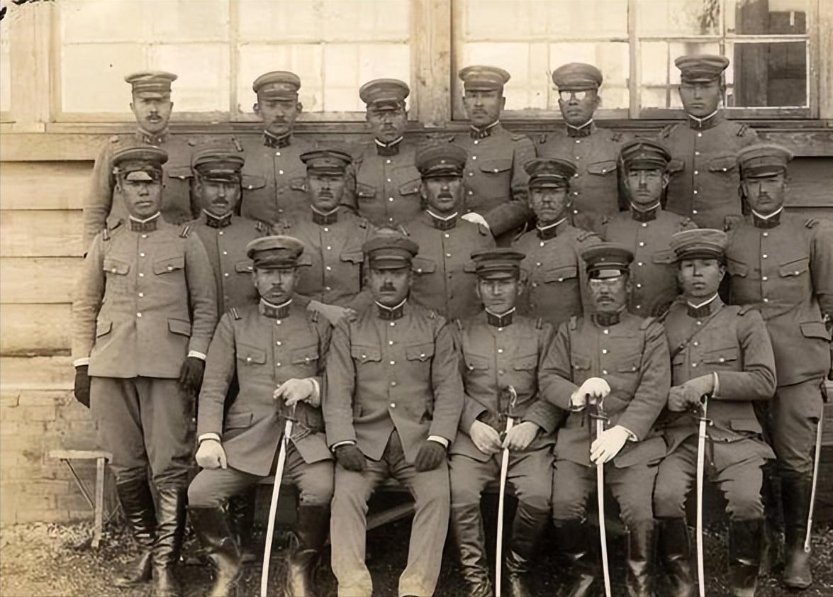 Why did the Japanese navy and army have constant conflicts during World ...