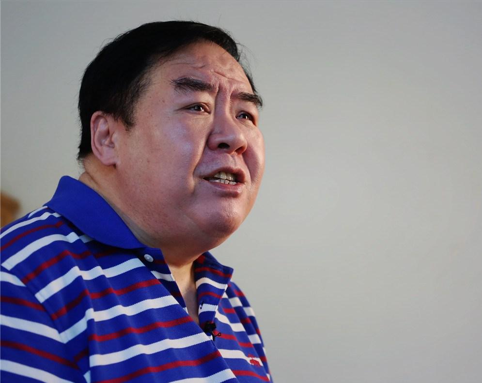 Zheng Zeshi talks about Hong Kong gangsters: he has never been in arrears with artists' wages ...