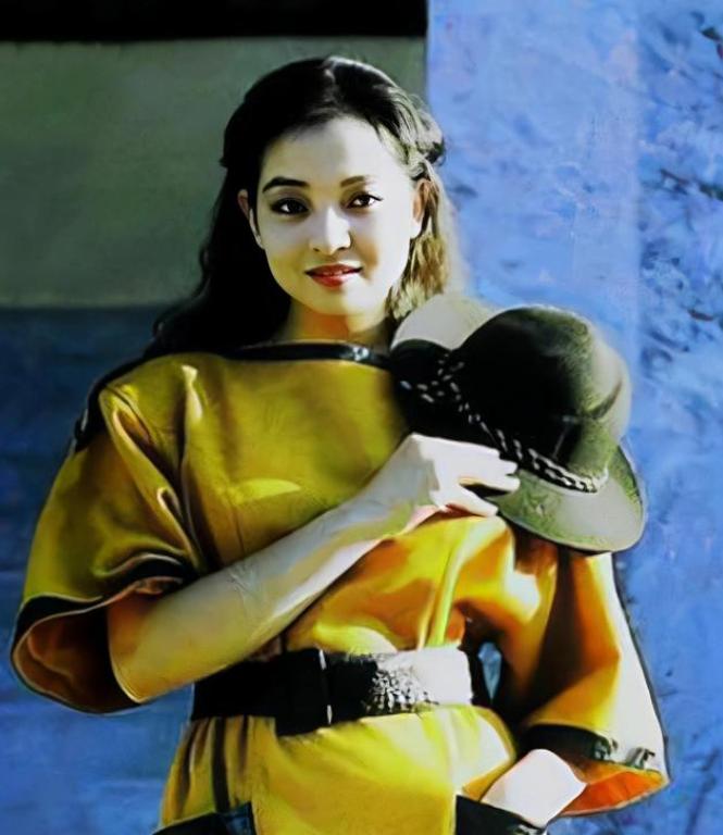 Ma Ling: A rare sexy beauty in the 1990s, with a perfect figure and ...