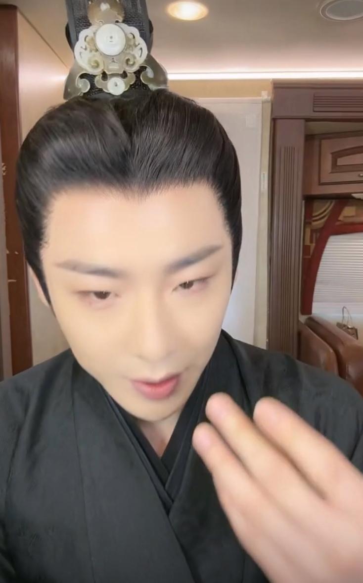 Liu Yuning responds to "sibling marriage": admits marriage and divorce, denies having a daughter ...