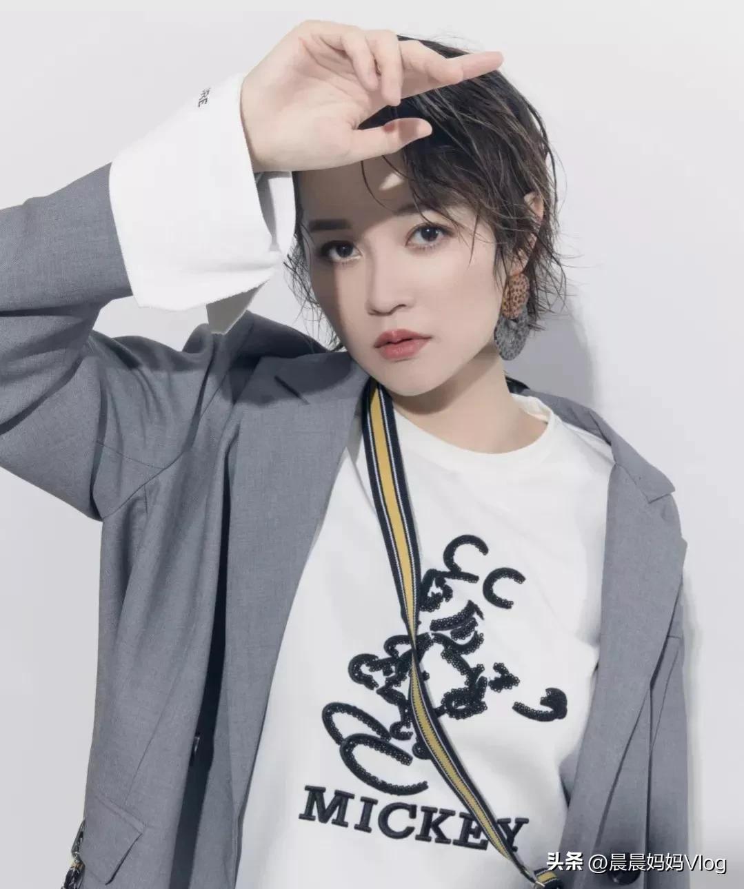 Share pictures - temperament goddess Cheng Xiang - iNEWS