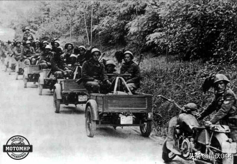 World War II Italian Benelli M36 military three-wheeled motorcycle - iNEWS