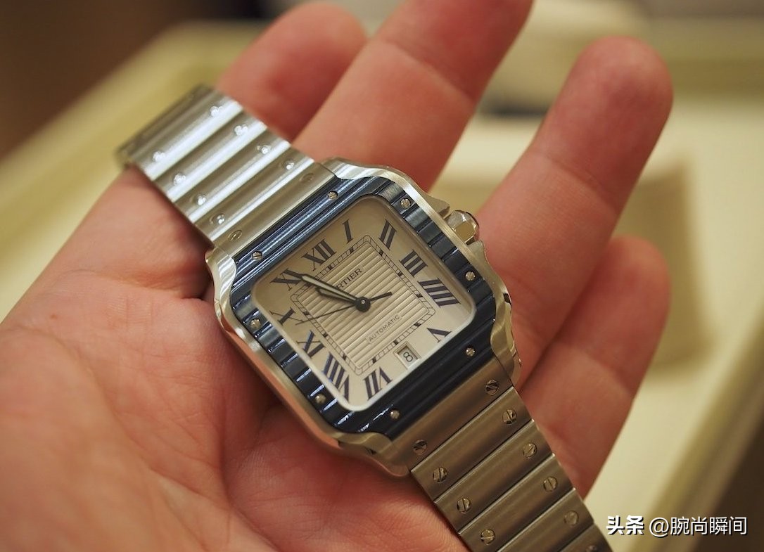 Why the new Cartier Santos blue PVD bezel fascinates me - iNEWS