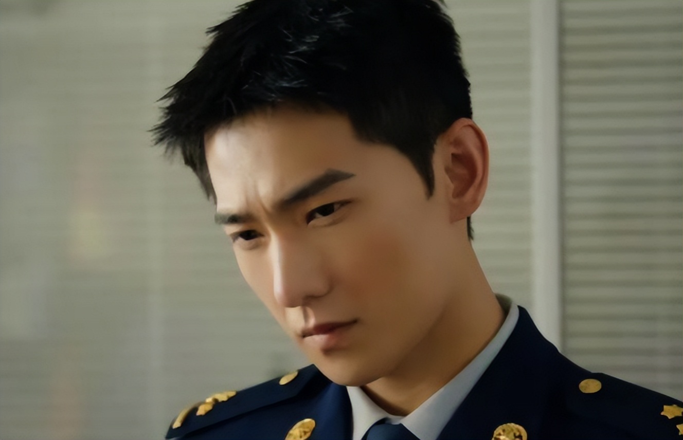 "Fireworks in My World" is an invalid drama for Yang Yang? - iNEWS