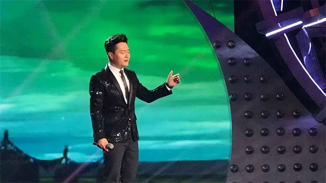 Yun Duo asked Yun Fei: Have you ever liked me? Host: Give Yun Fei a big ...