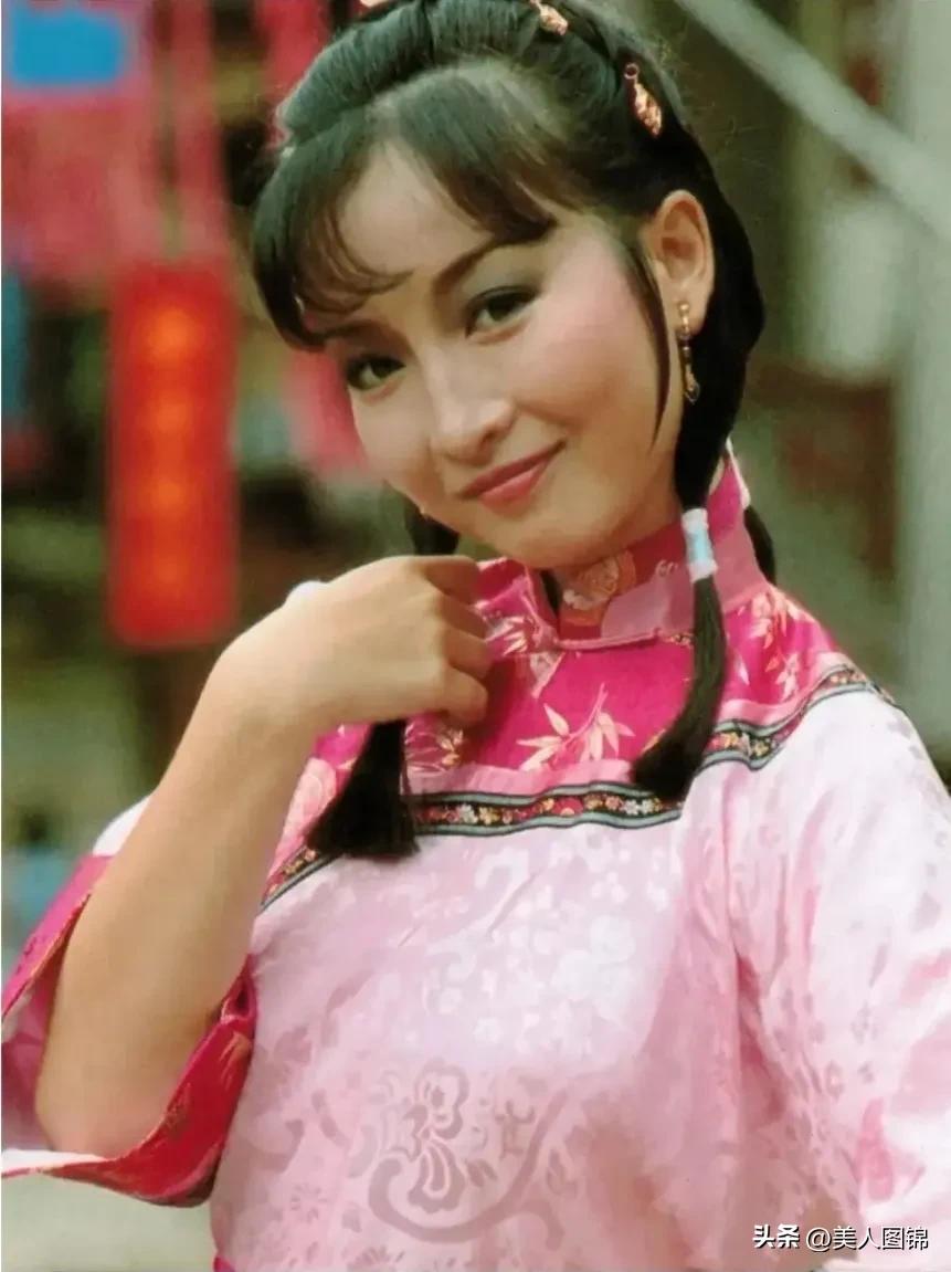 Hong Kong's "No. 1 Martial Arts Beauty" Xiu Gu ~ Huang Xingxiu - iMedia
