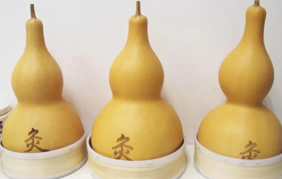 What are the benefits of TCM moxibustion?Patients with dysmenorrhea and ...