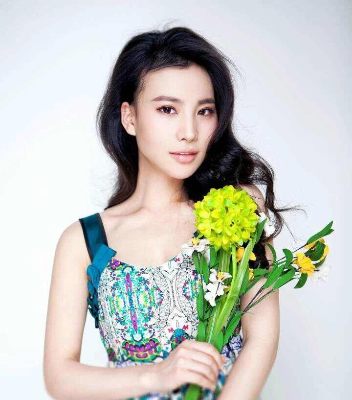 New Generation Actor Tao Yiling: Only when you become better can you meet better people - iNEWS