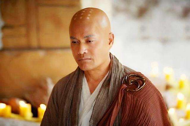 Ouyang Feng, who loves martial arts and becomes crazy, why doesn't he ...