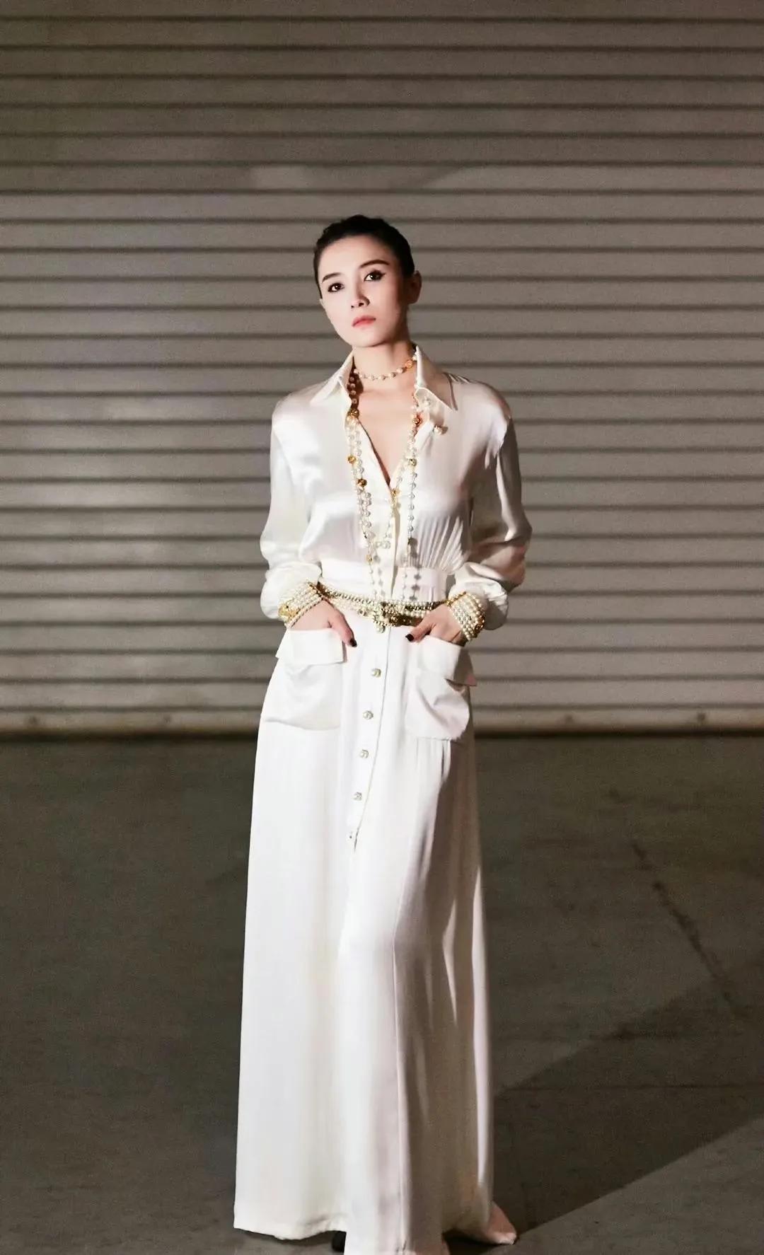 Collection photos ~ Song Jia - iNEWS