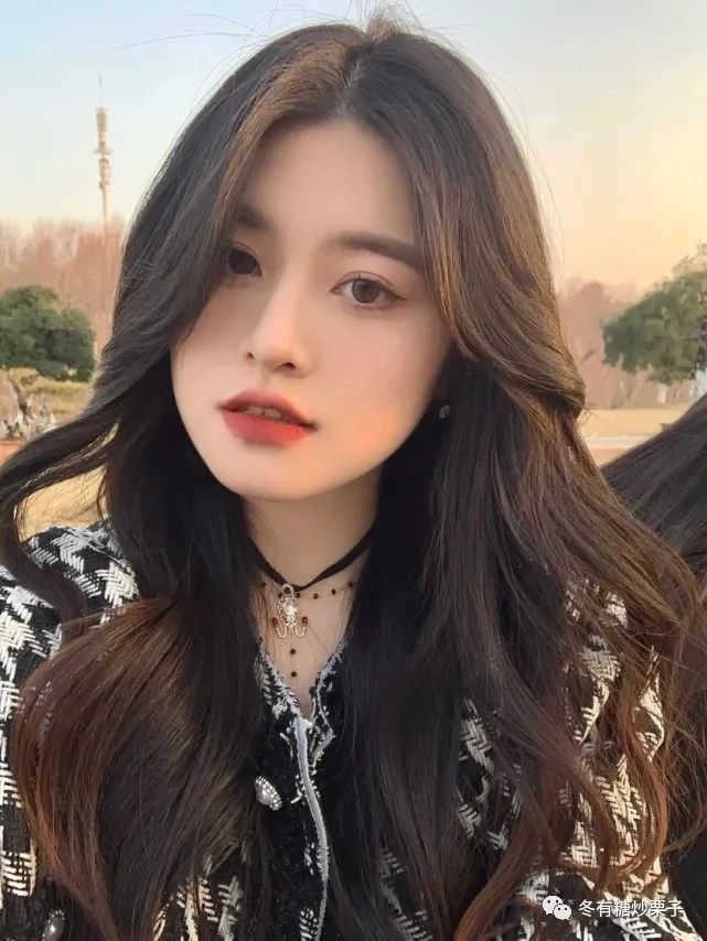 Teach you how to roll bangs into eight-character bangs - iNEWS