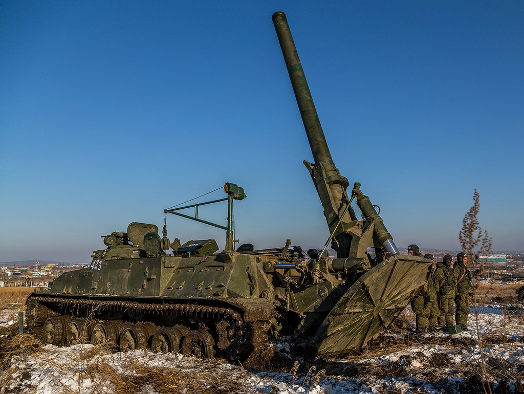 2S4 tulip self-propelled mortar, a weapon to destroy the Azov battalion ...